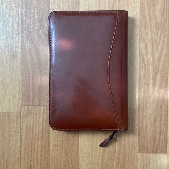 Scully | Office | Scully Vintage Brown Leather Zip New Pages Agenda ...